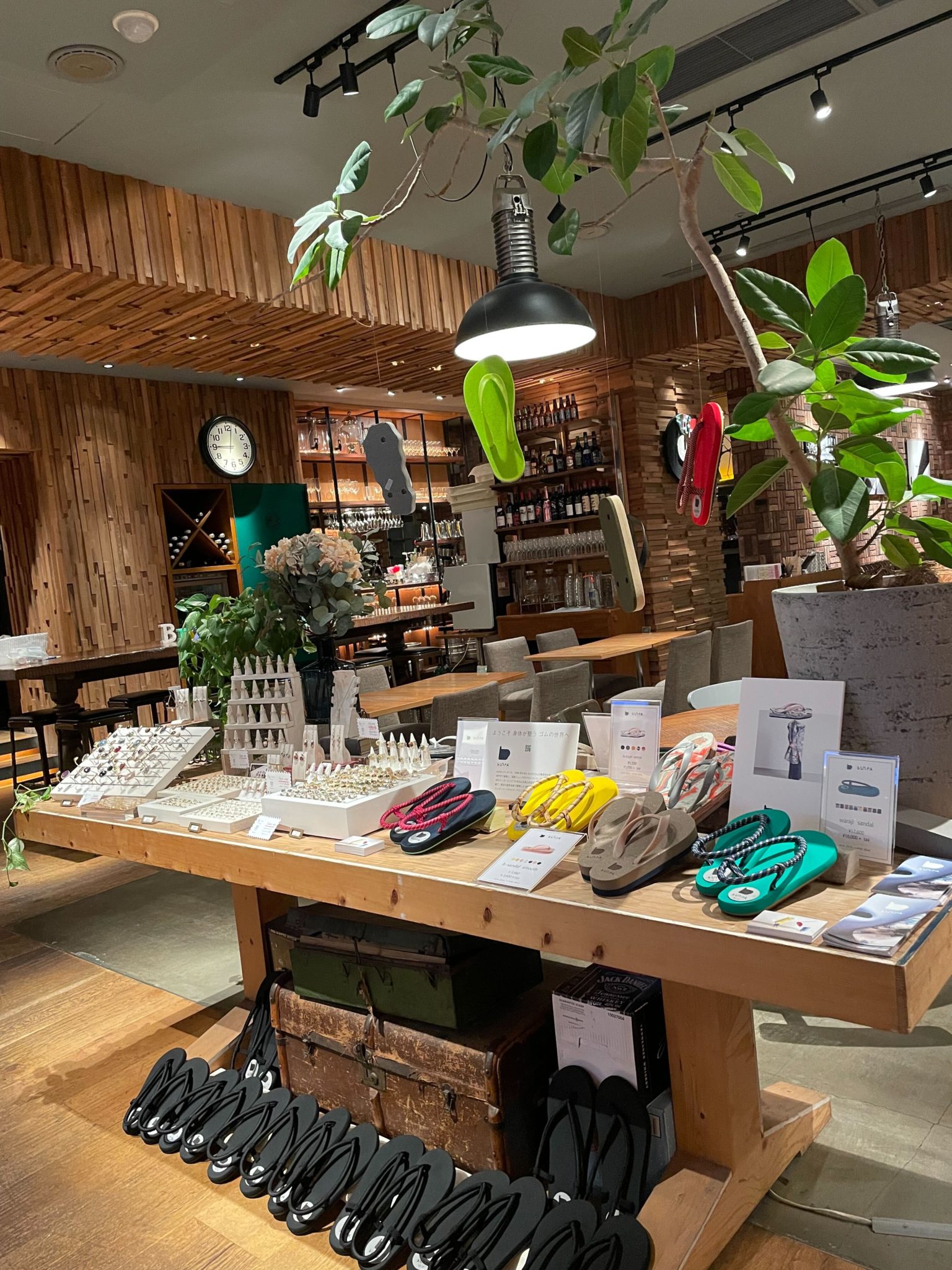 ブルックリンパーラーHakataにて、buntAのお取り扱いが始まりました｜buntA －ブランドサイト－